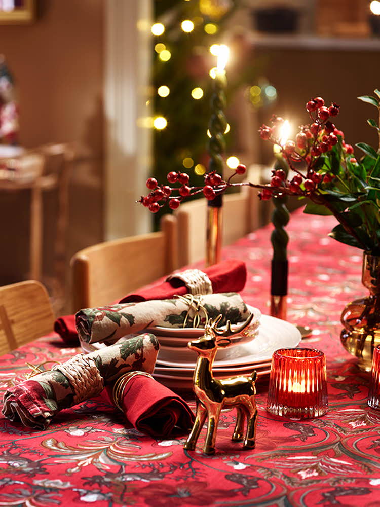 Årets flotteste julepynt og juletrær | Storo Storsenter